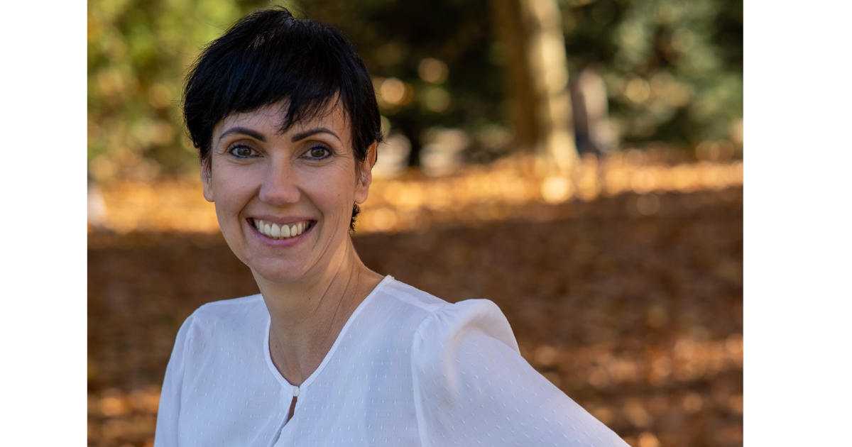 Ich freue mich darauf, von dir zu hören! I Kontakt I Esther Nott